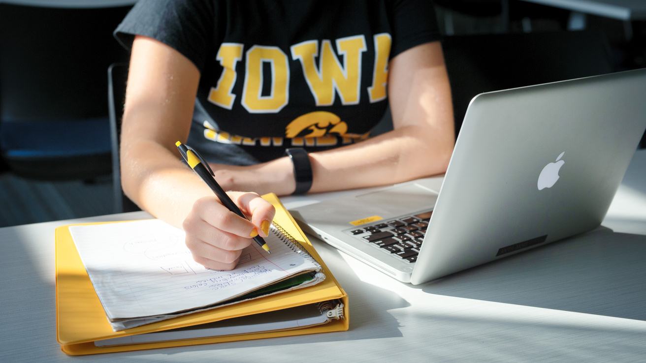 Cost and Aid | The University of Iowa